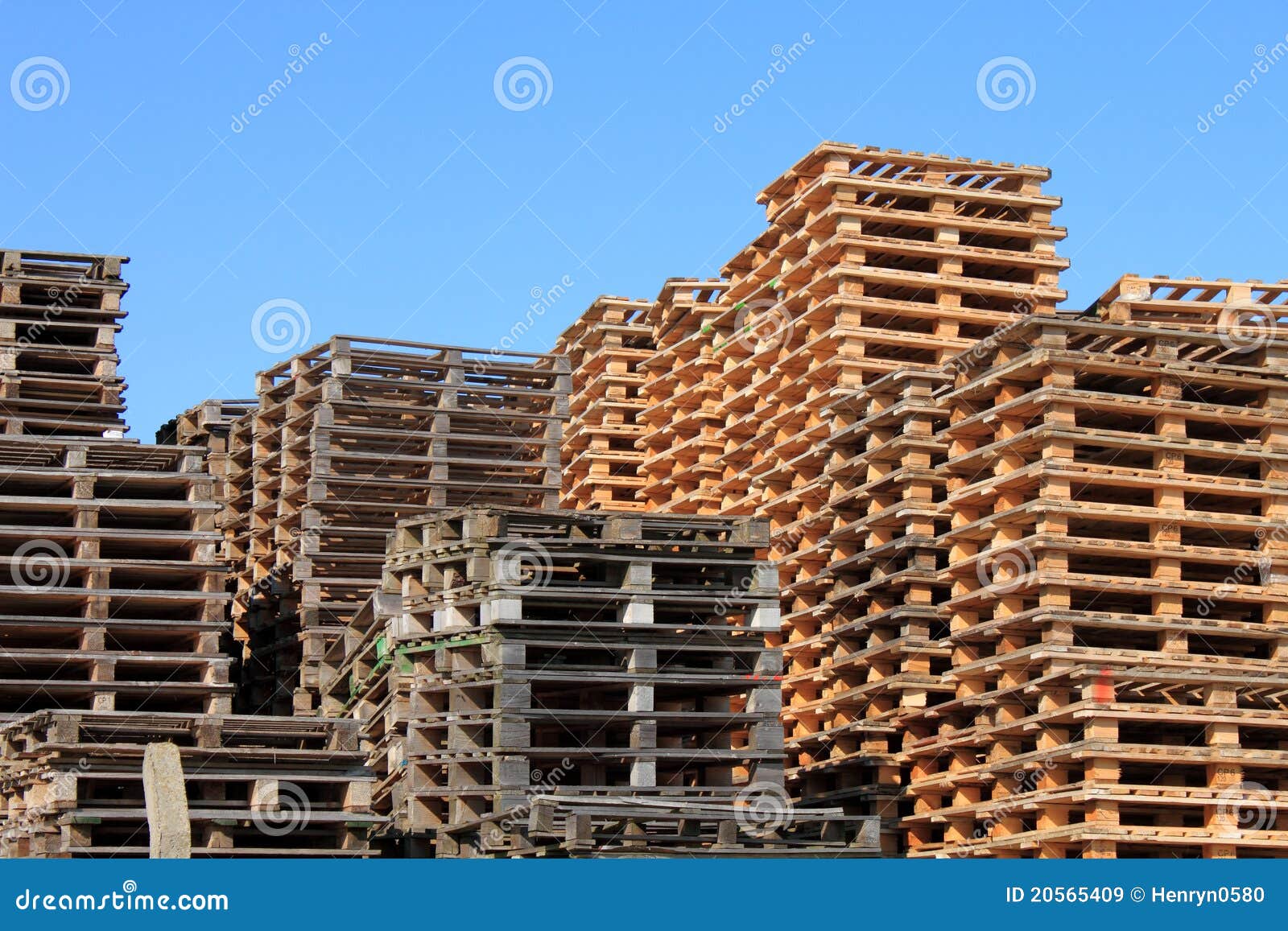 Euro pallet stock image. Image of building, city, apartment - 20565409