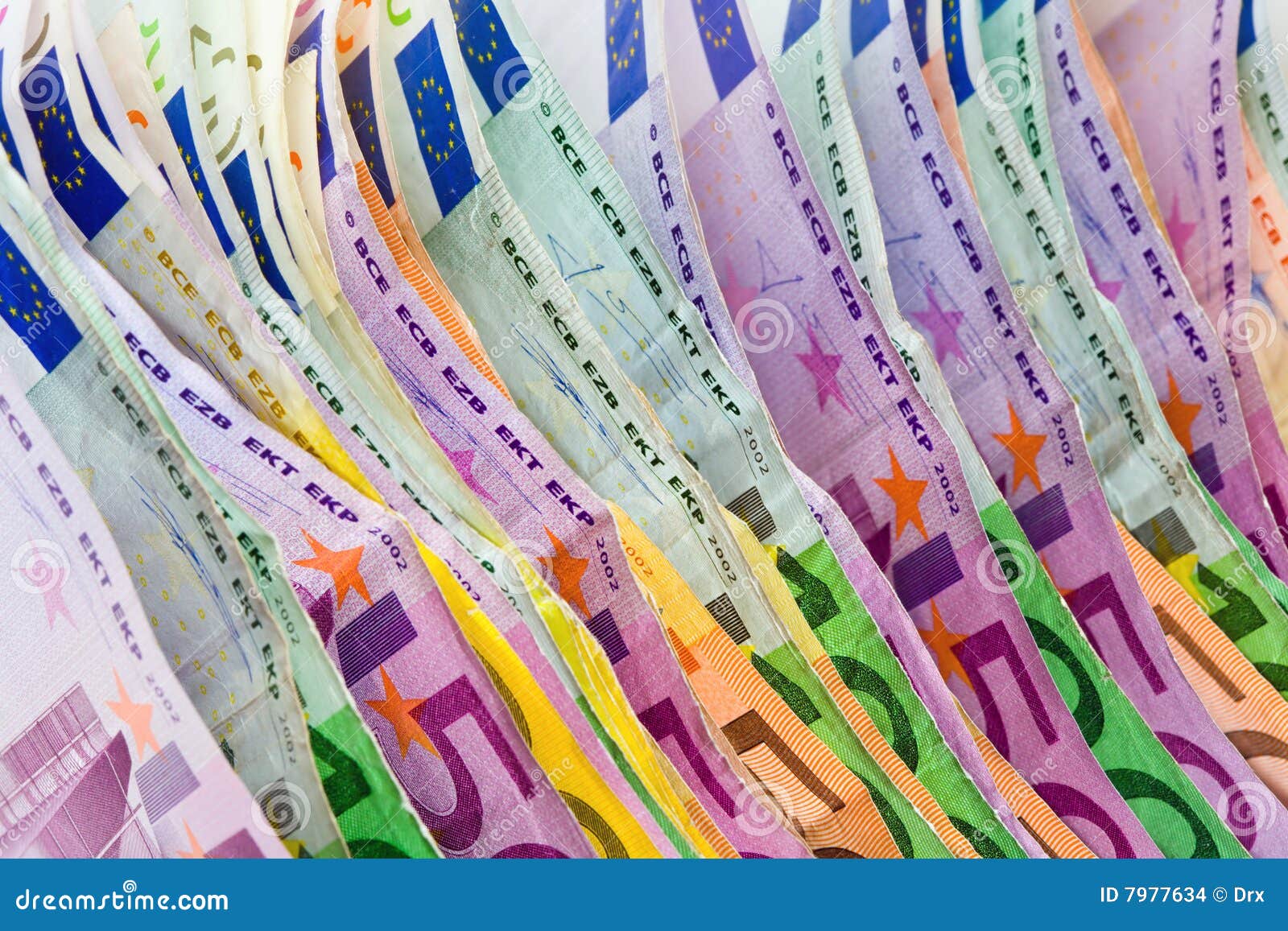 Euro soldi - banconote fotografia stock. Immagine di scambio - 7977634