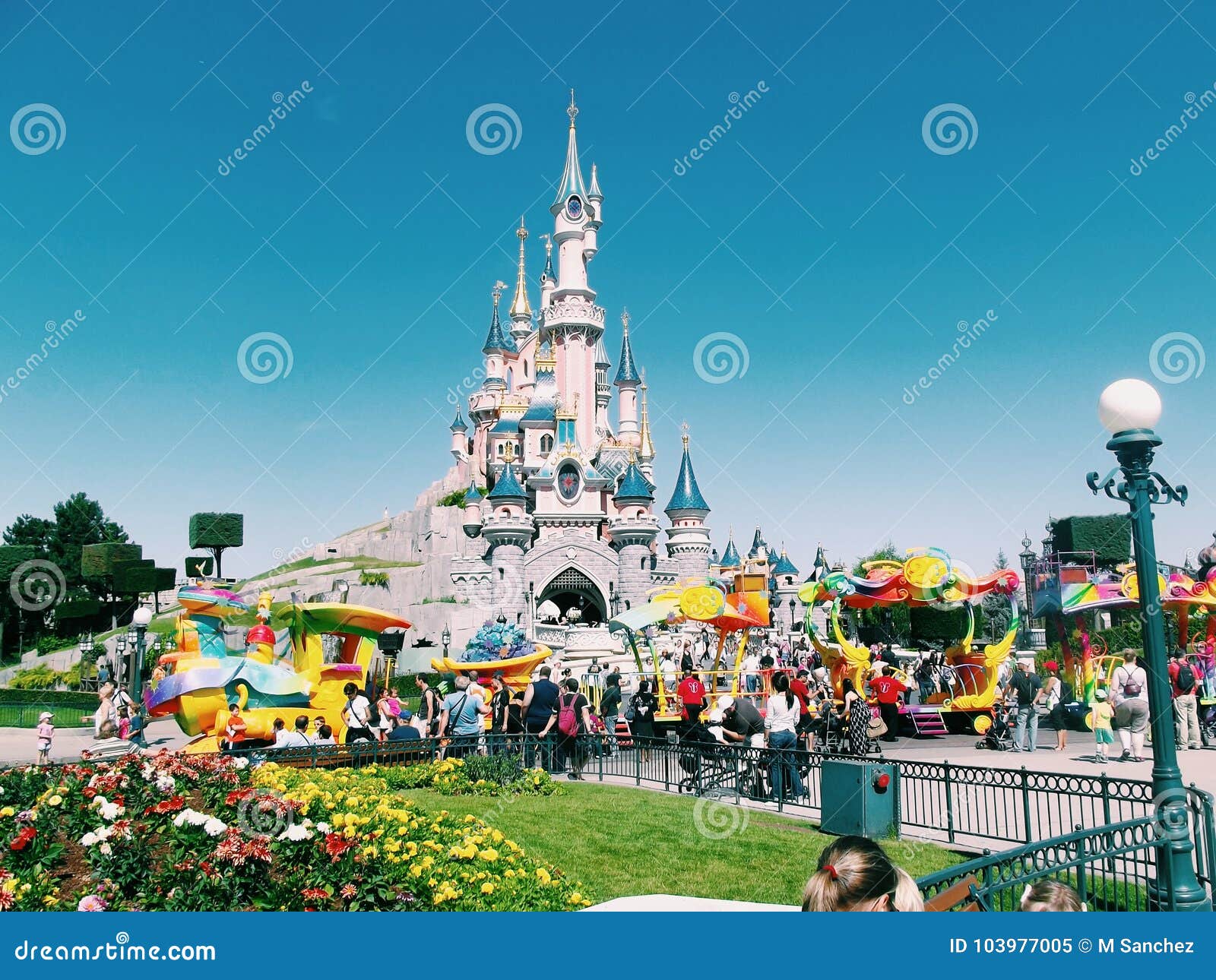 Eurodisney редакционное изображение. изображение насчитывающей принял ...