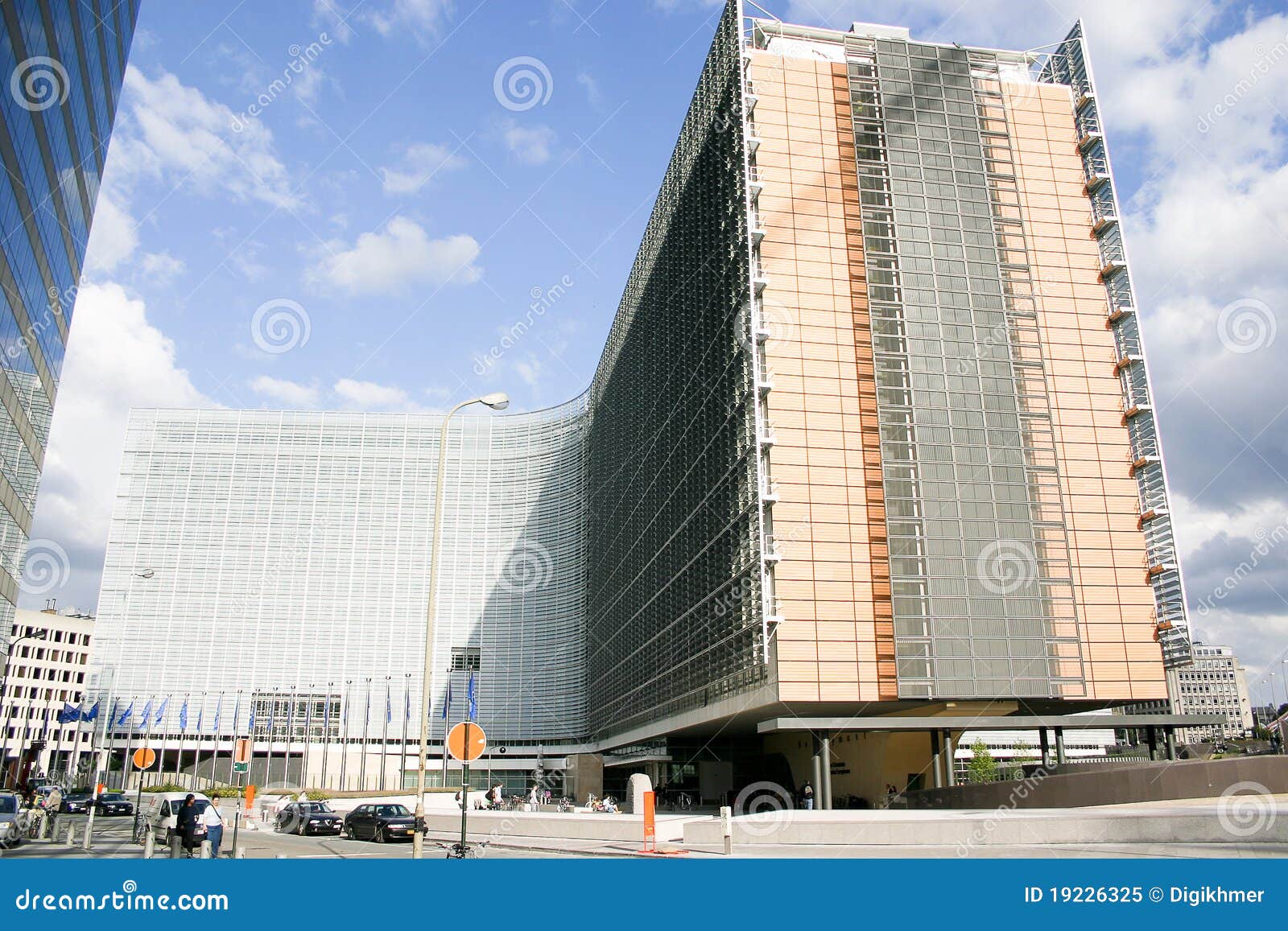 European Commission Building Brussels Editorial Image - Image of ...