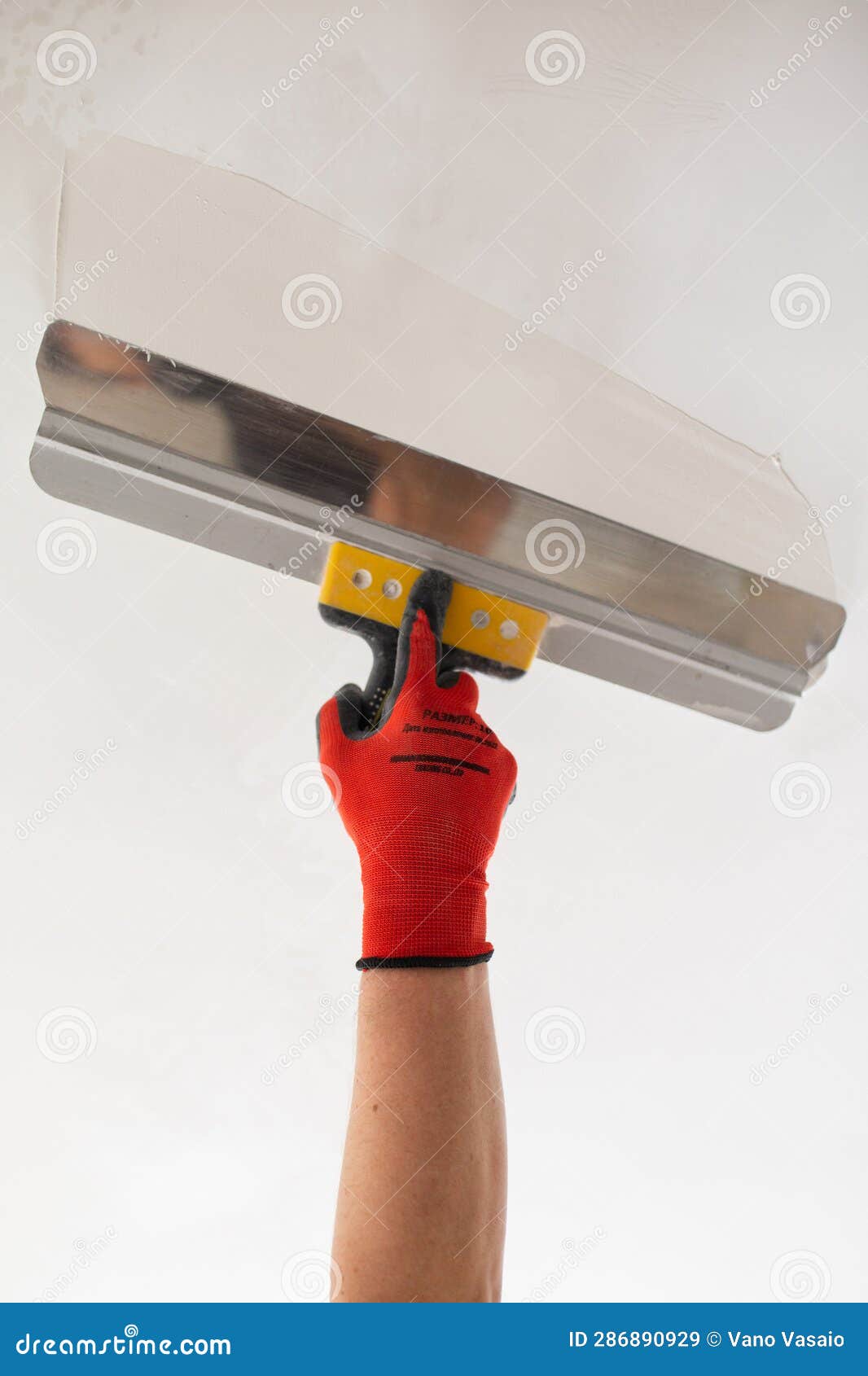 An Even Layer of Putty on the Wall for Leveling Stock Image - Image of ...