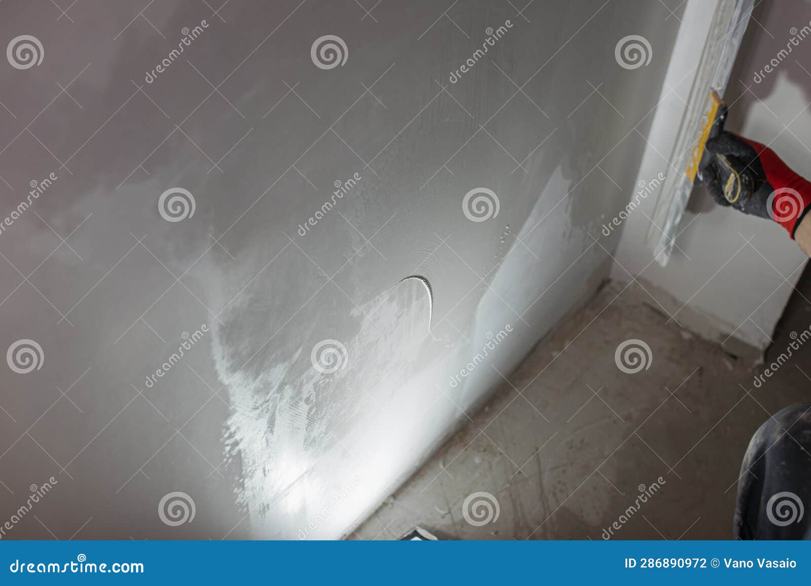 An Even Layer of Putty on the Wall for Leveling Stock Photo - Image of ...