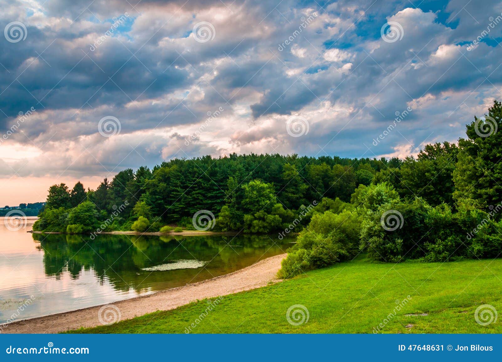 Evening Clouds Over the Shore of Lake Marburg, Codorus State Par Stock ...
