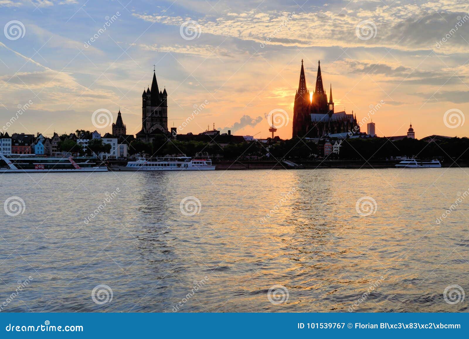 Cologne Dome at Sunset editorial photography. Image of cathedral ...
