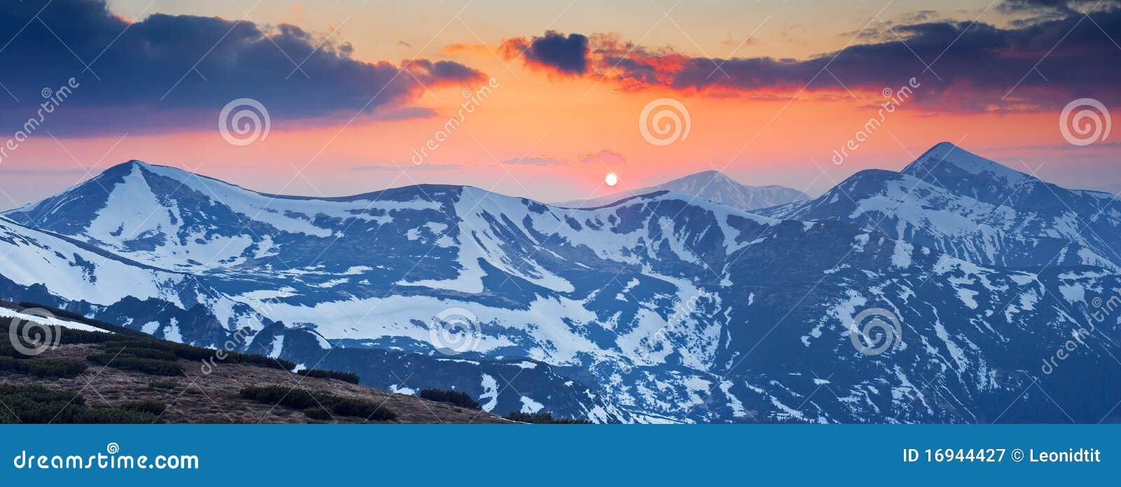 Evening in mountains stock image. Image of autumn, evening - 16944427