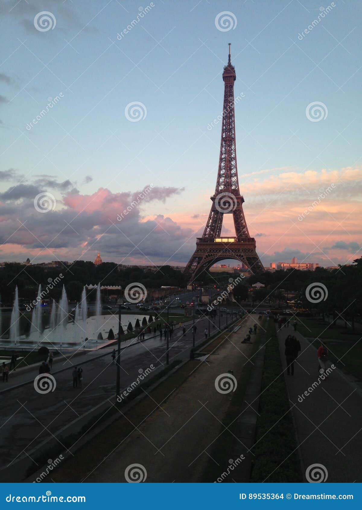 Effile Tower Stock Photos - Free & Royalty-Free Stock Photos from ...