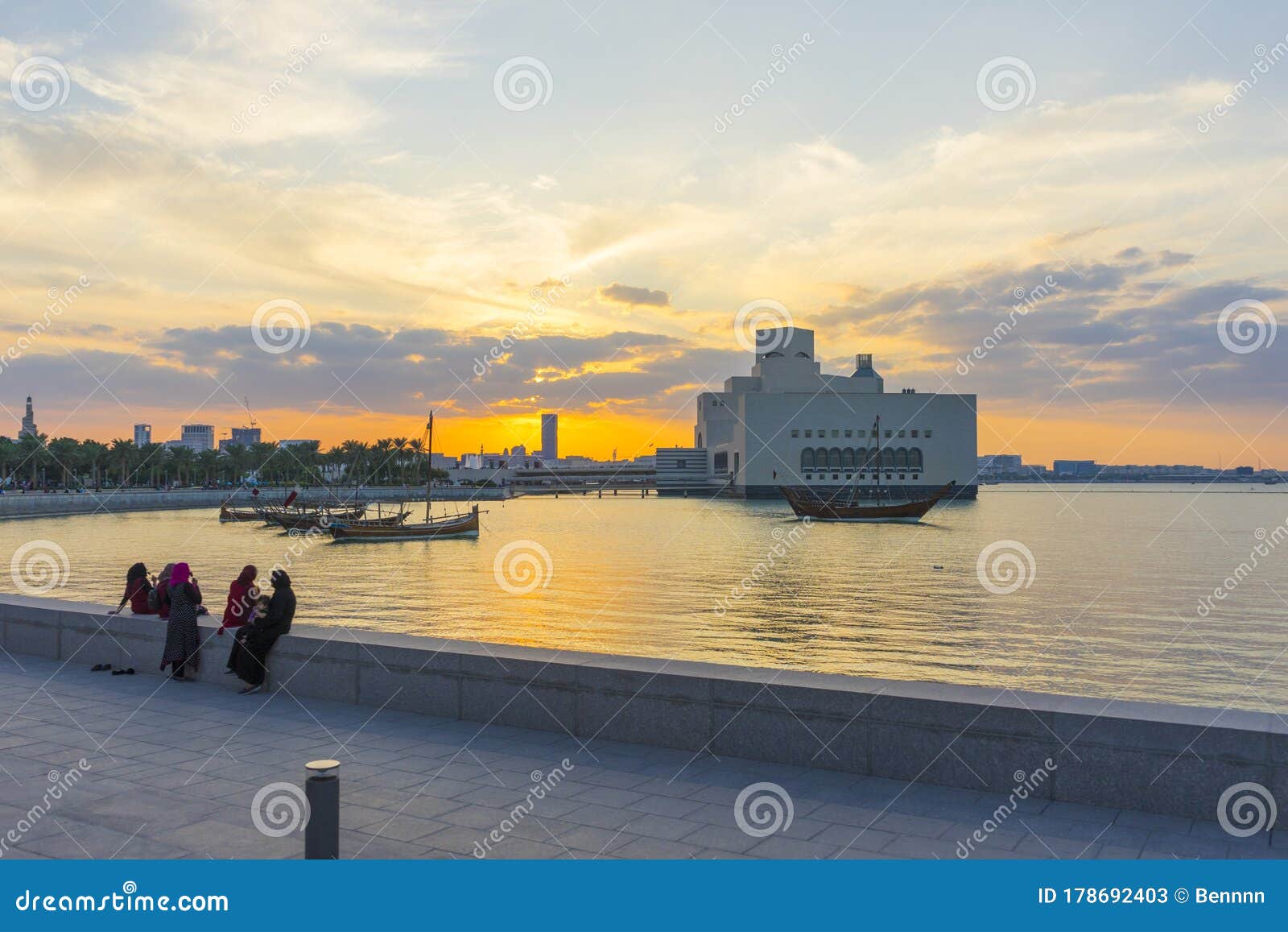 Evening Scene of the Museum of Islamic Art, Doha Stock Image - Image of ...