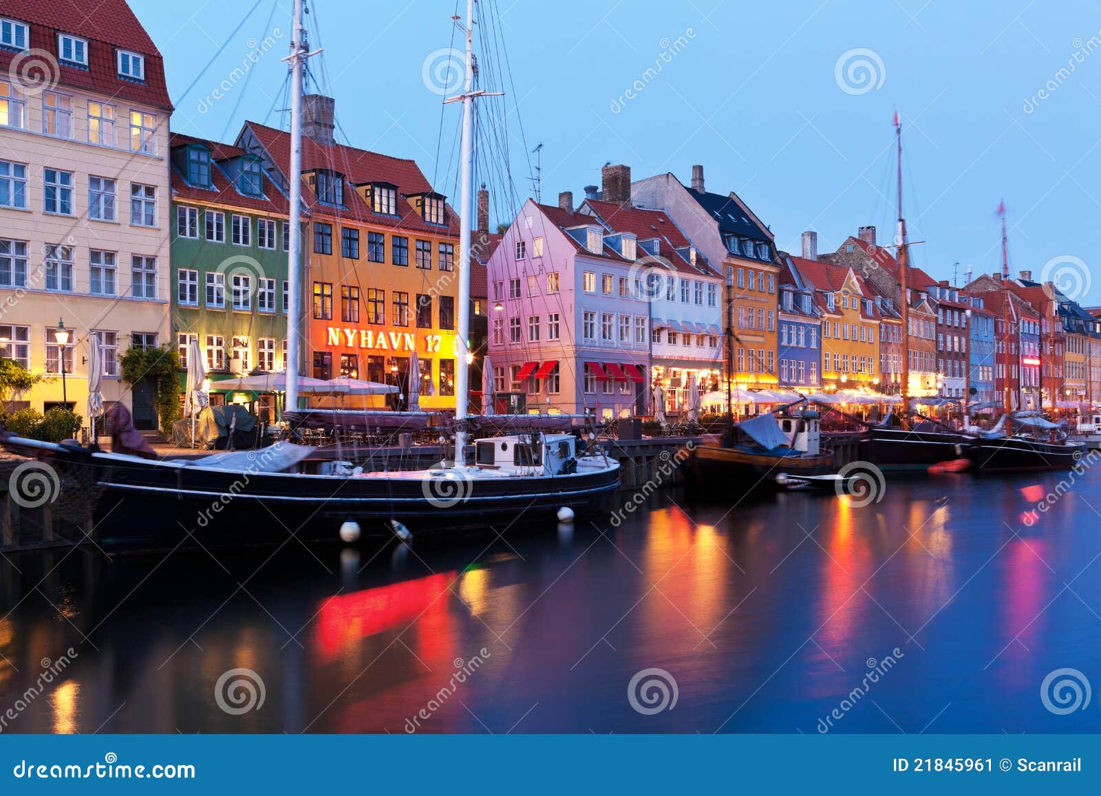Evening Scenery of Nyhavn in Copenhagen, Denmark Editorial Photo ...