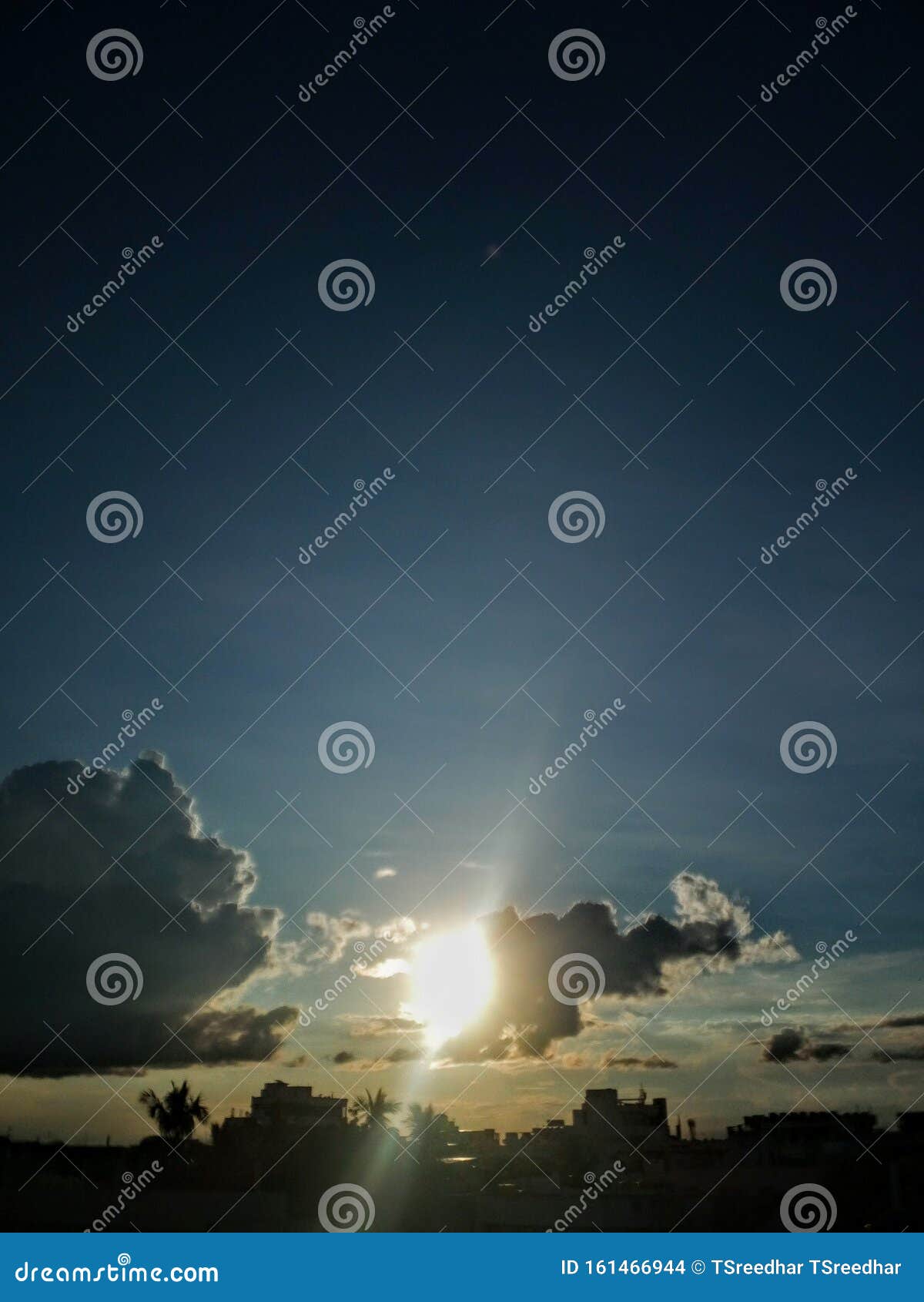 Evening Sky Cloud and Sun Ray.. Stock Photo - Image of evening, cloud ...