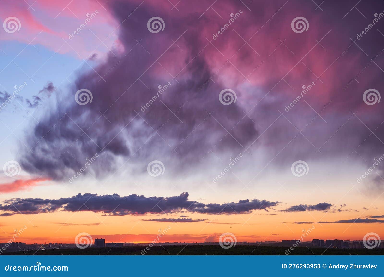 Evening Sky with Pink Clouds at Sunset, Cloudy Landscape Stock Photo ...
