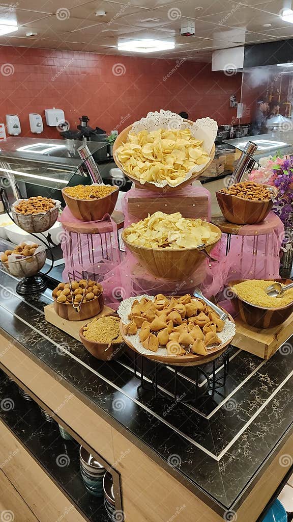 Evening Snacks Samosa Namkin Stock Image - Image of salted, snacks ...