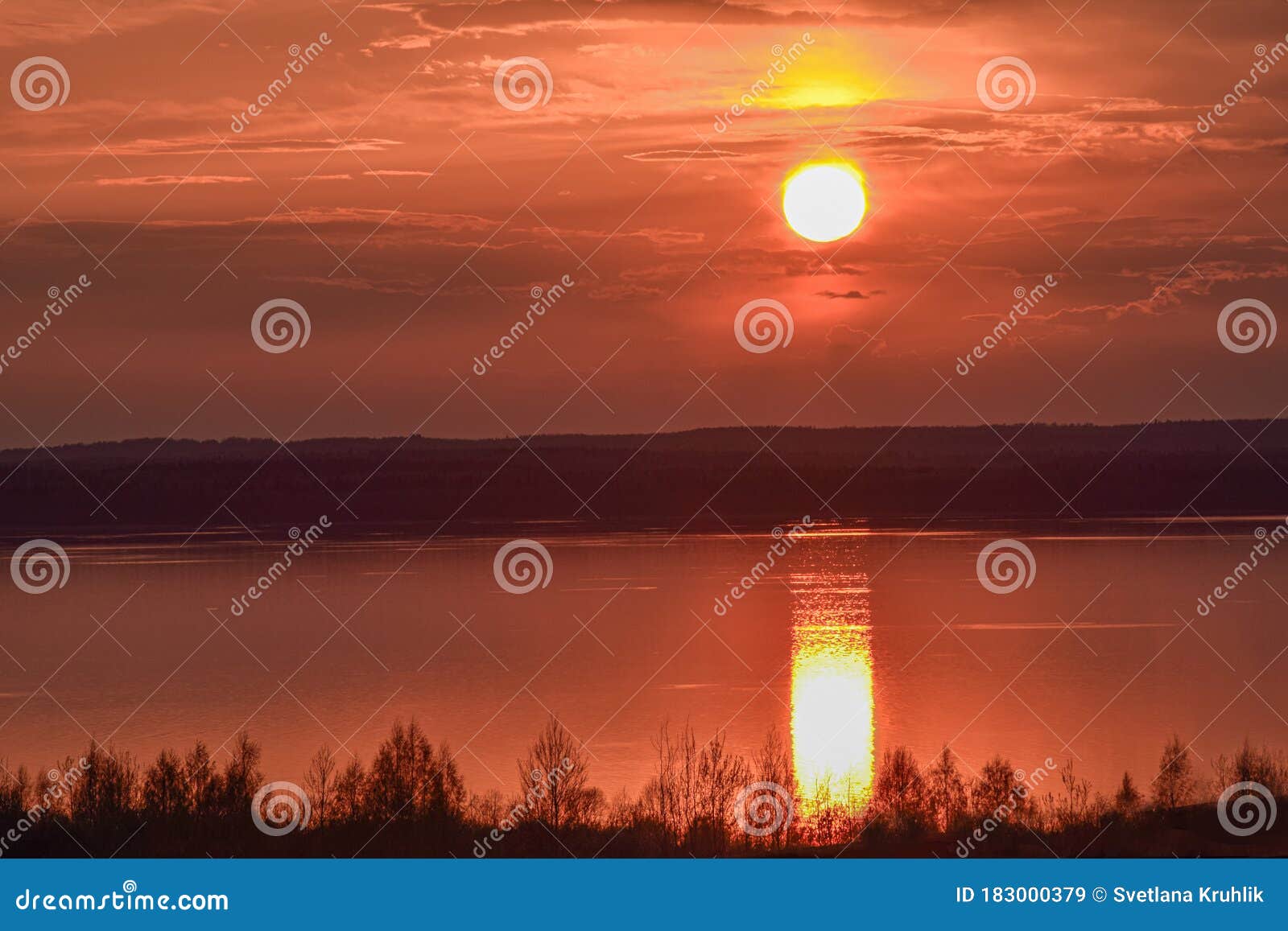 Sunset on the lake stock image. Image of glow, body - 183000379