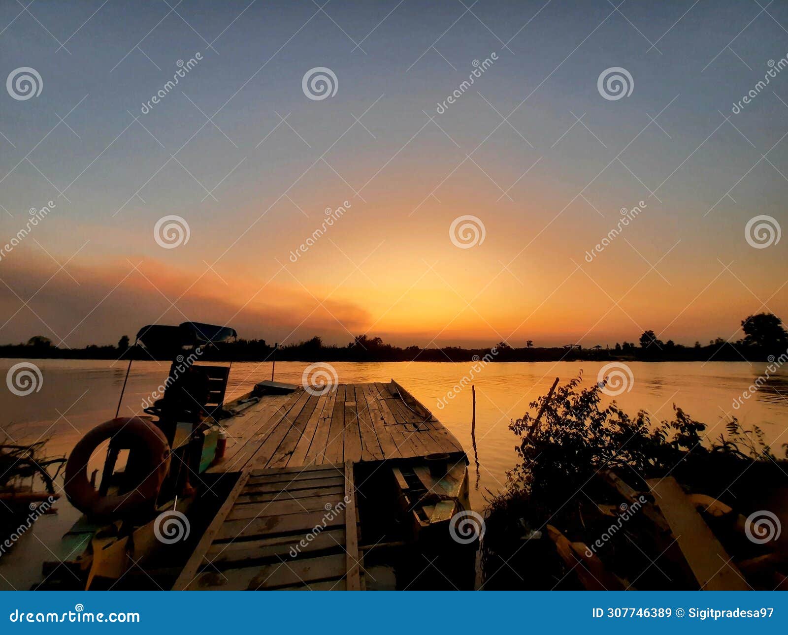 Evening Time Becomes a Link between Day and Night, Evening is the ...