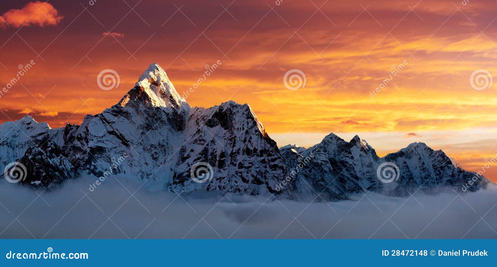 Evening view of Ama Dablam stock photo. Image of himalaya - 28472148