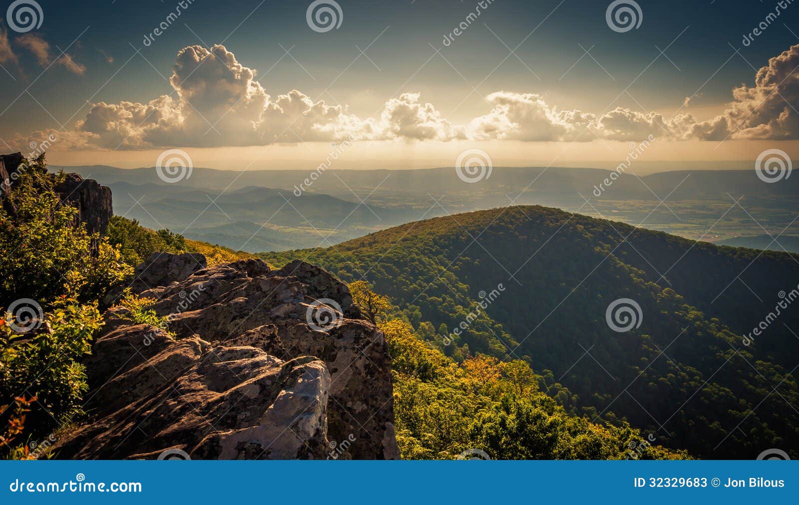Evening View from Cliffs on Hawksbill Summit, in Shenandoah National ...