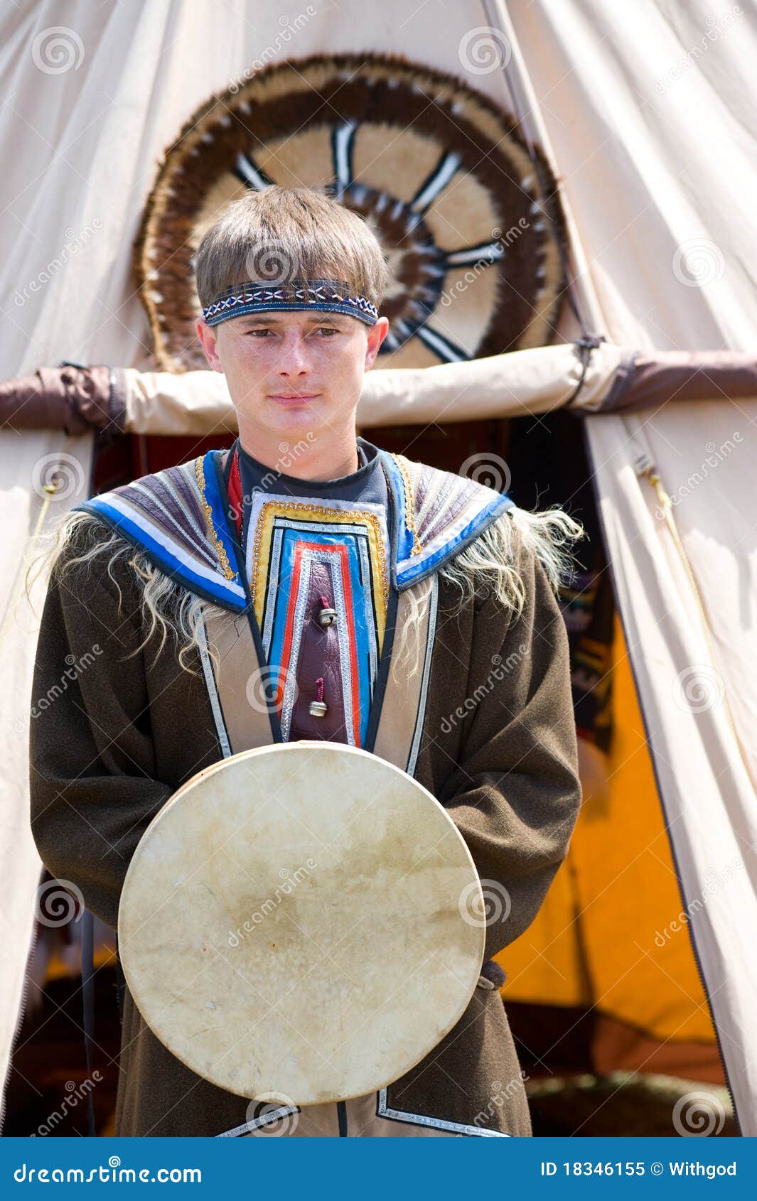 Evenk shaman editorial image. Image of evenk, upper, clothes - 18346155