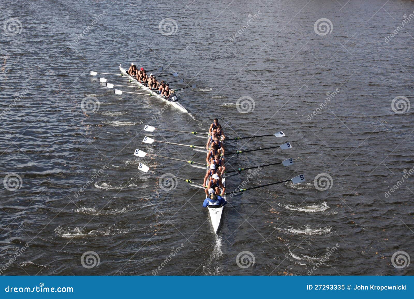 Everett Rowing Association Tries To Pass Eton Rowi Editorial Image ...