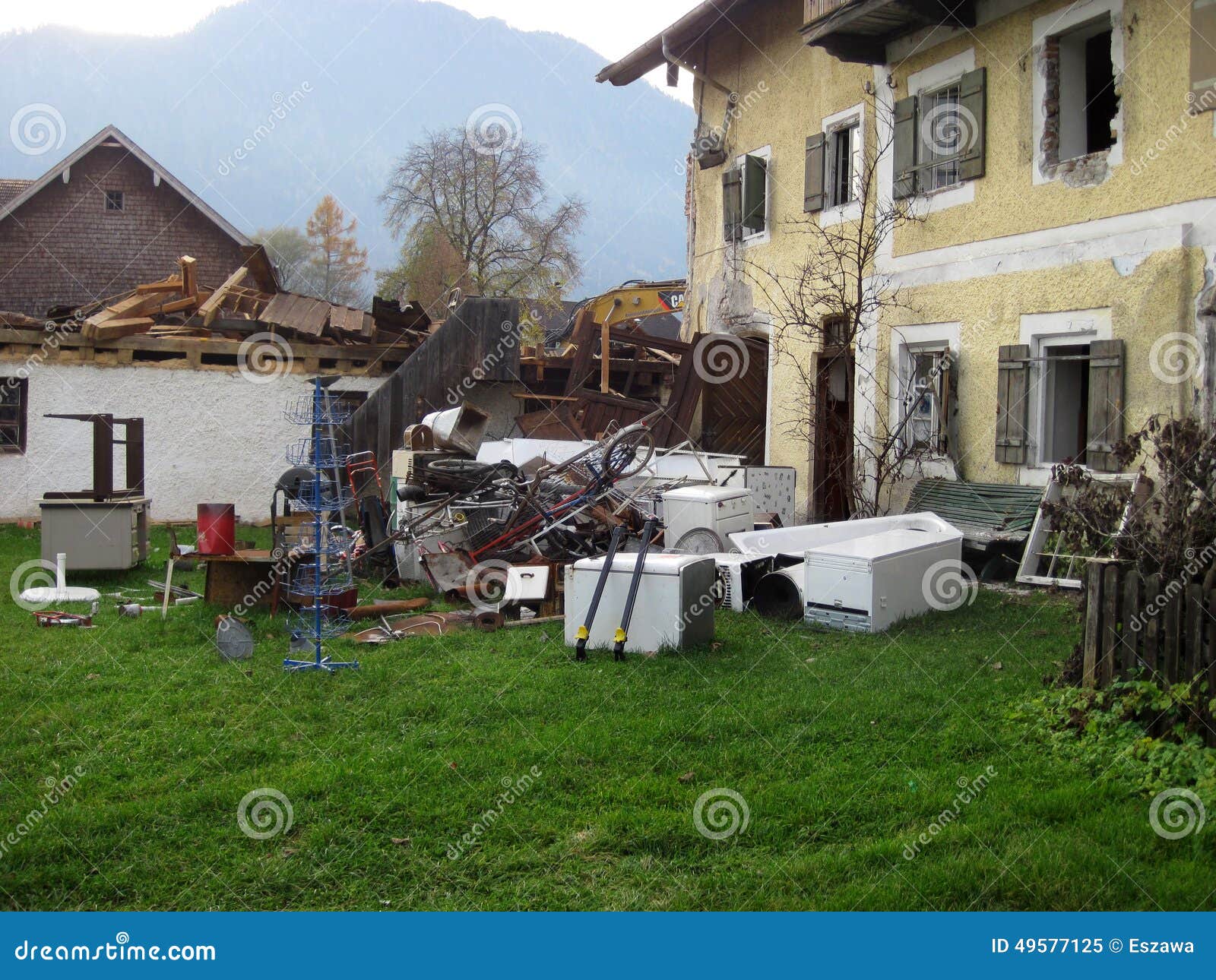 Eviction from home stock image. Image of fall, exterminator - 49577125