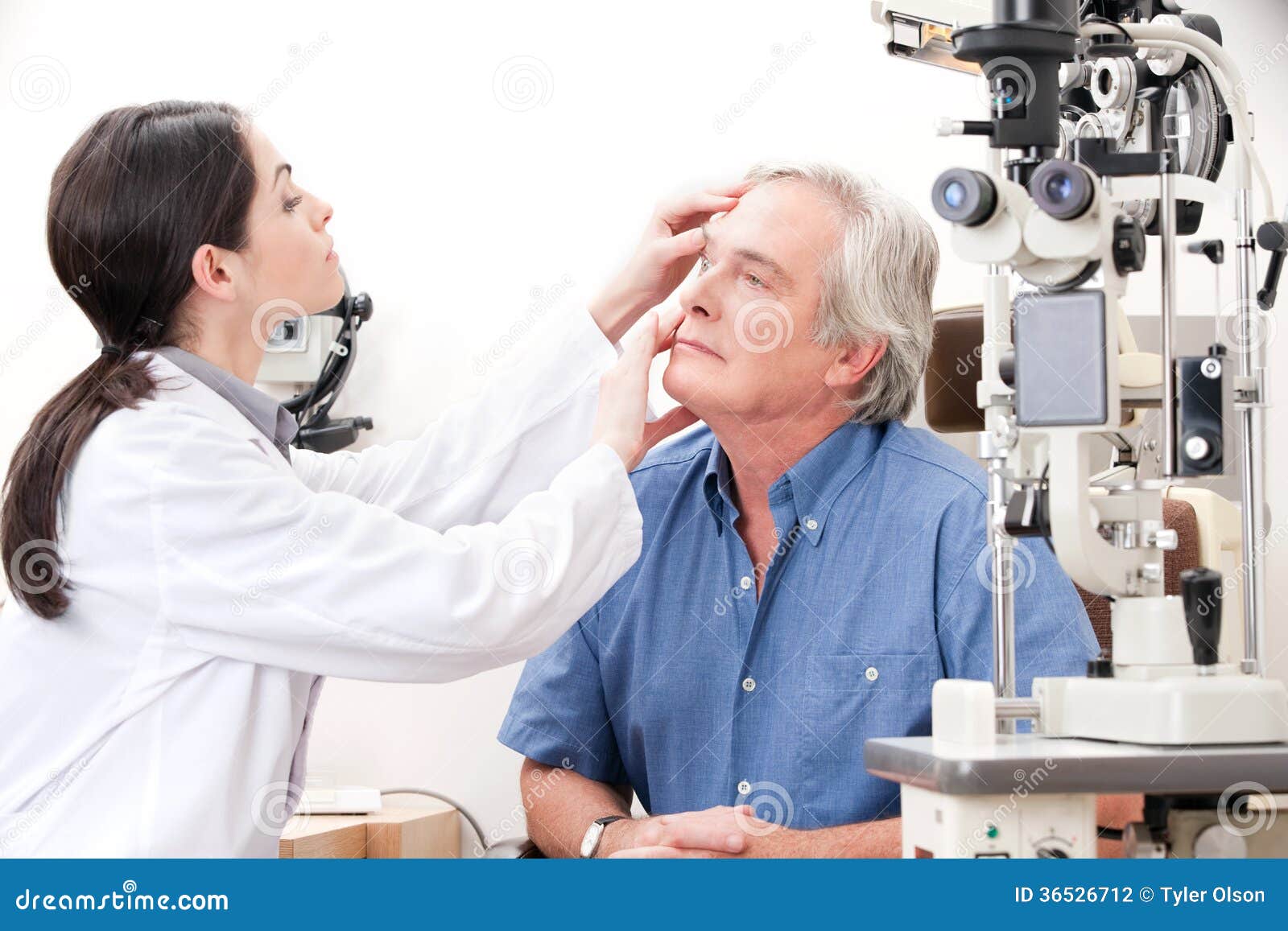 Examen De La Prueba De La Vista Foto de archivo - Imagen de médico ...