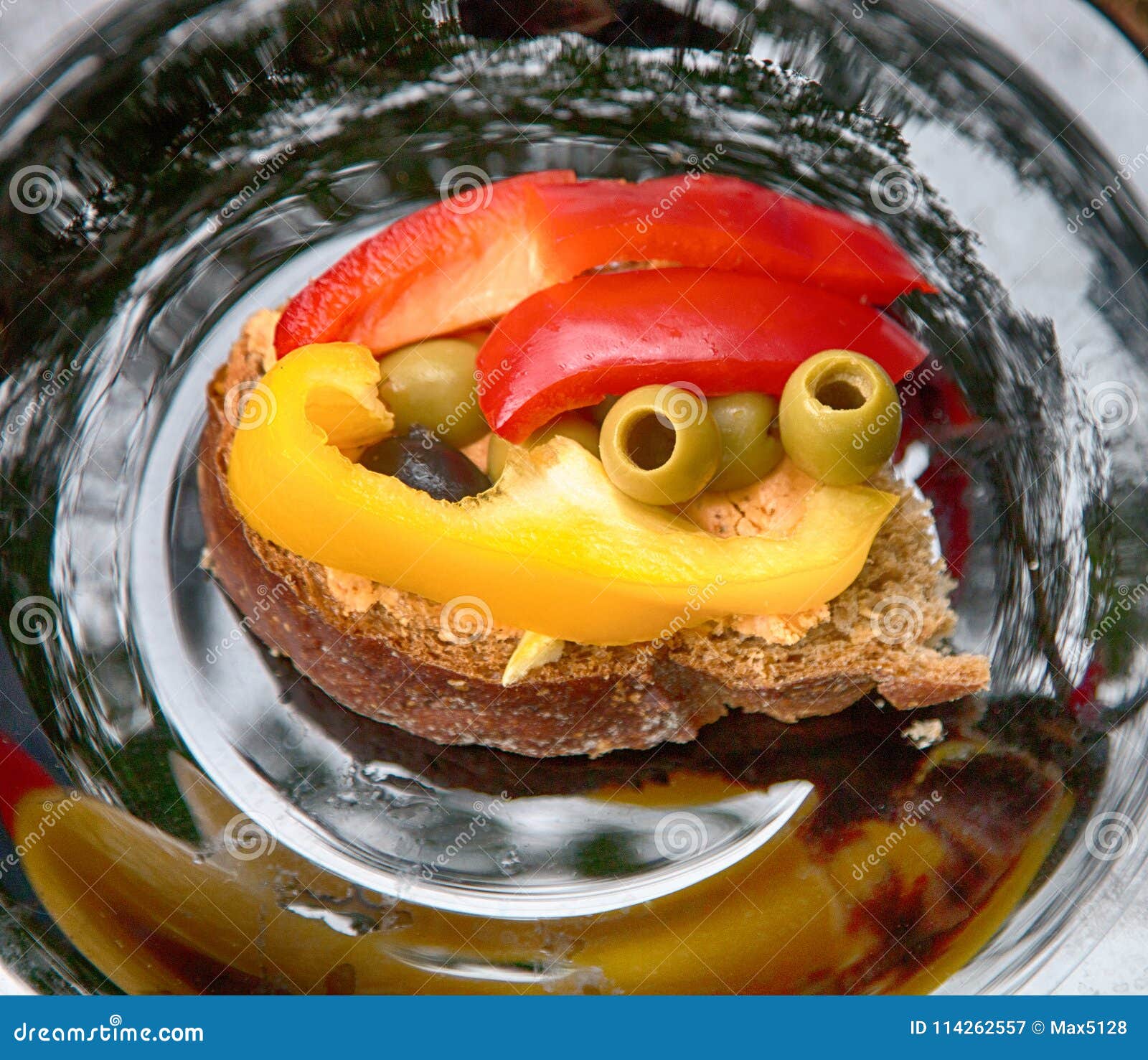 Delicious Vegetable Sandwich Frog Stock Image - Image of lunchtime ...