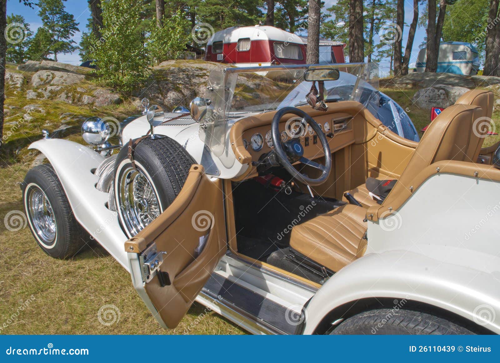 Excalibur (automobile) stock image. Image of bumper, horsepower - 26110439