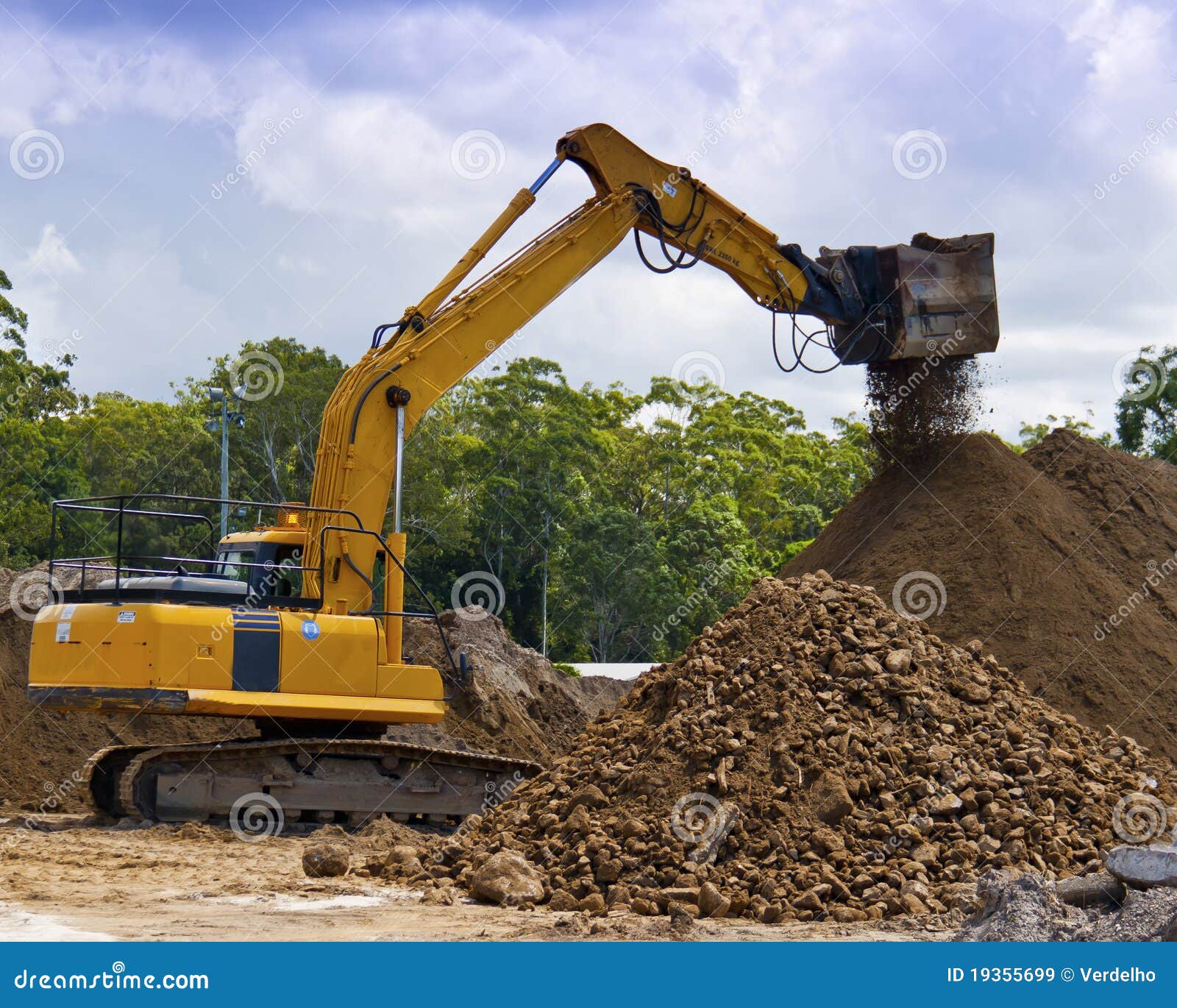 Excavating Machine Screening Soil Stock Image - Image of digger ...