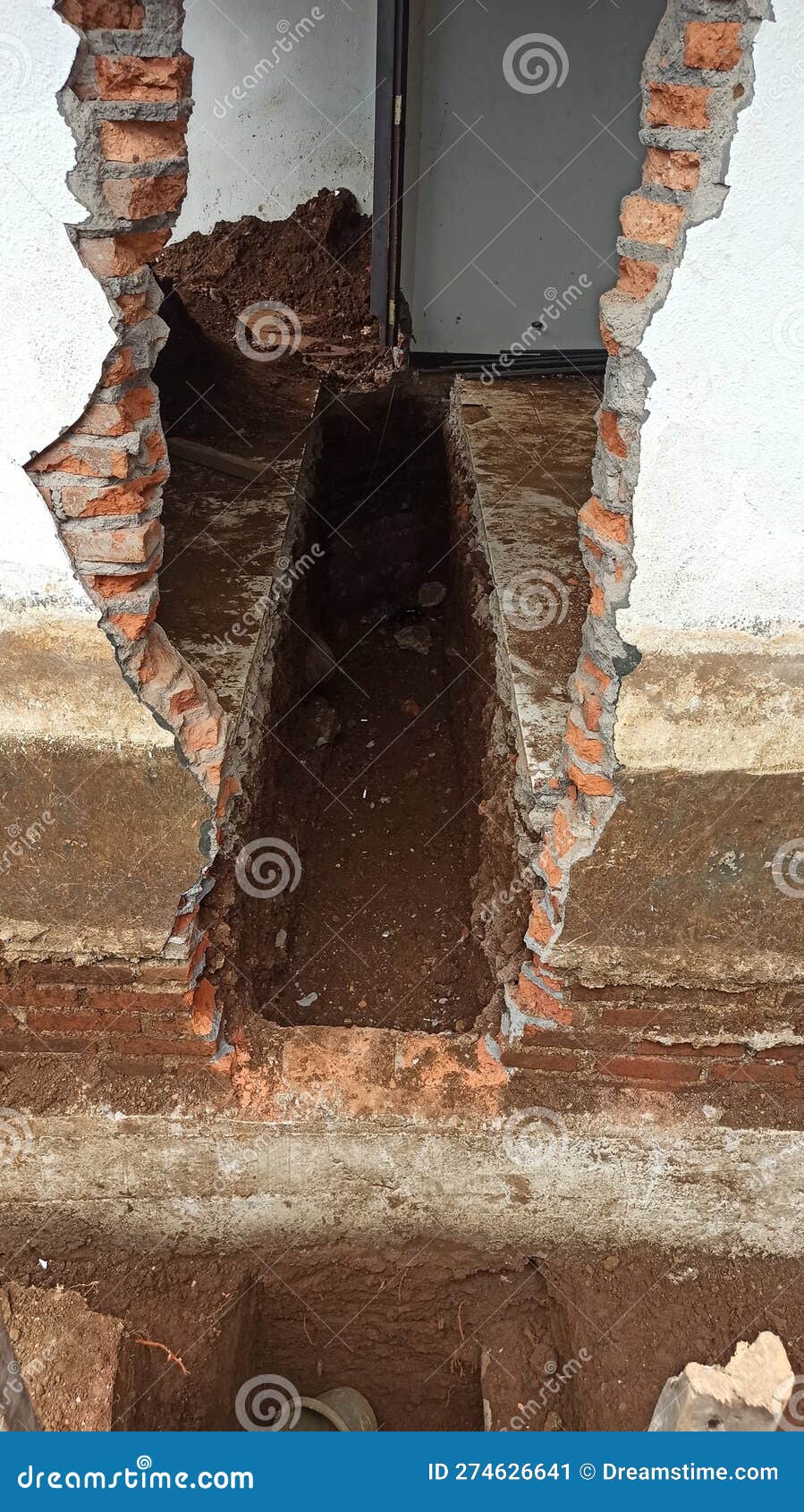 Excavation of the Foundation Residential House Stock Image - Image of ...