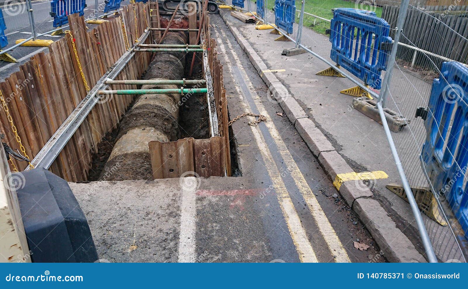 Excavation in progress stock image. Image of progress - 140785371