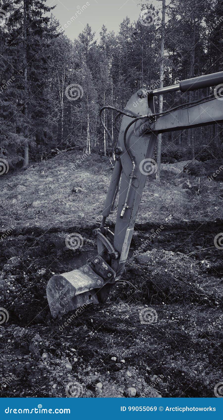 Excavator Arm Digging in Mud Stock Image - Image of outside, hydraulic ...