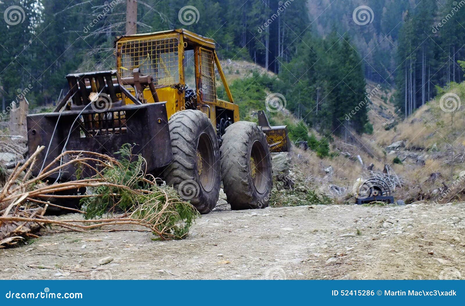 Excavator editorial photo. Image of woodland, mining - 52415286