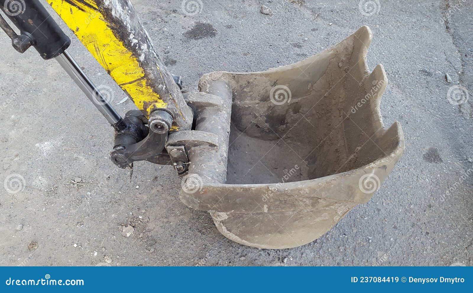 Excavator Bucket. Excavator Bucket with Teeth Stock Image - Image of ...