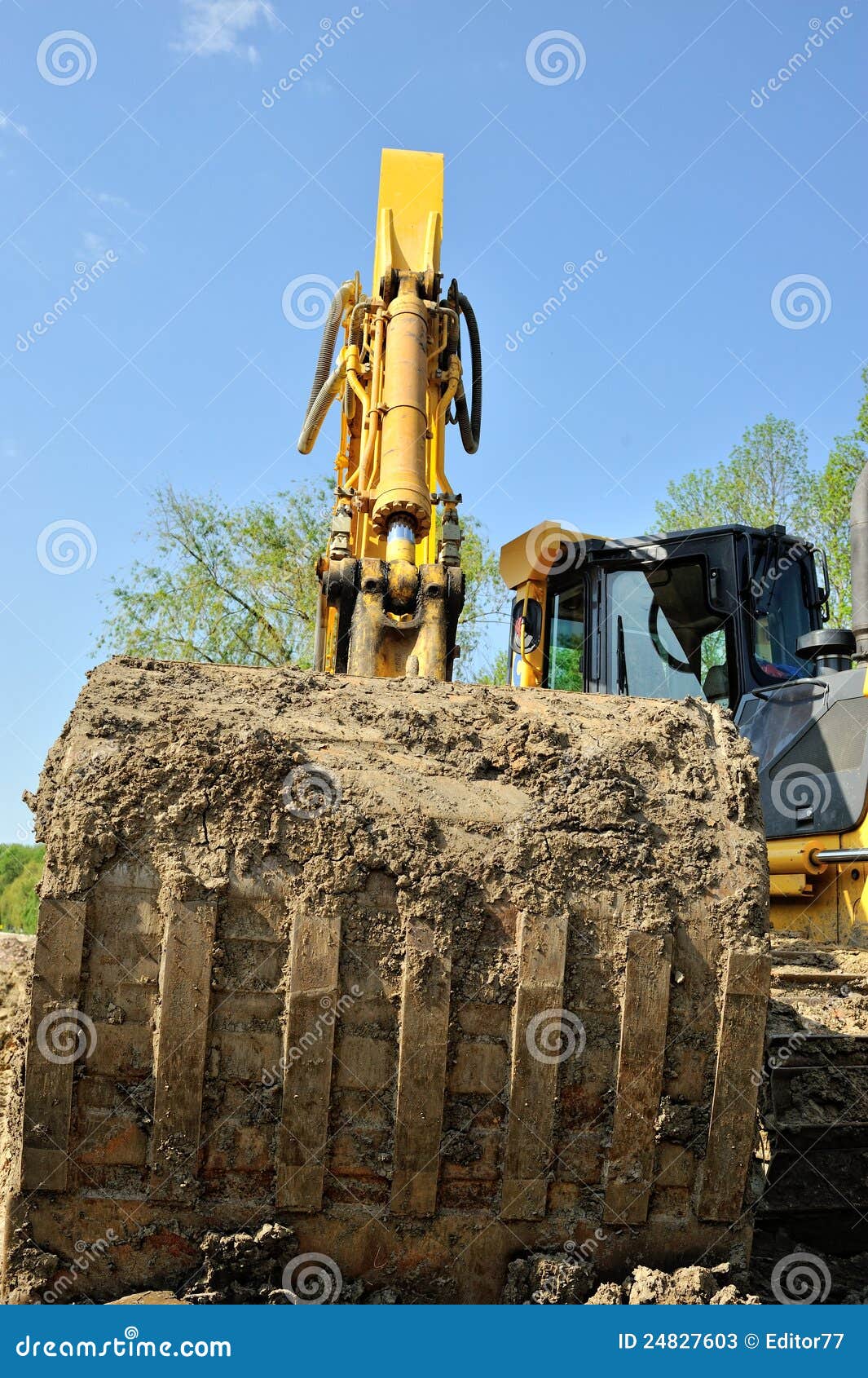 Excavator Bucket Front View Stock Image - Image of danger, angle: 24827603