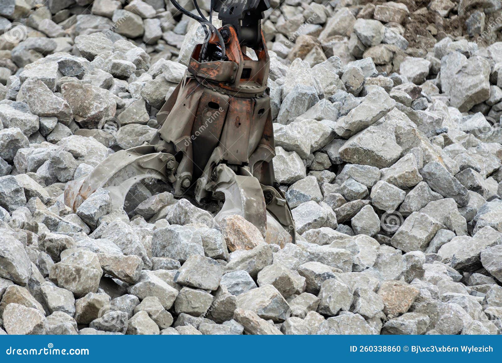 Excavator claw stock photo. Image of load, dump, heap - 260338860