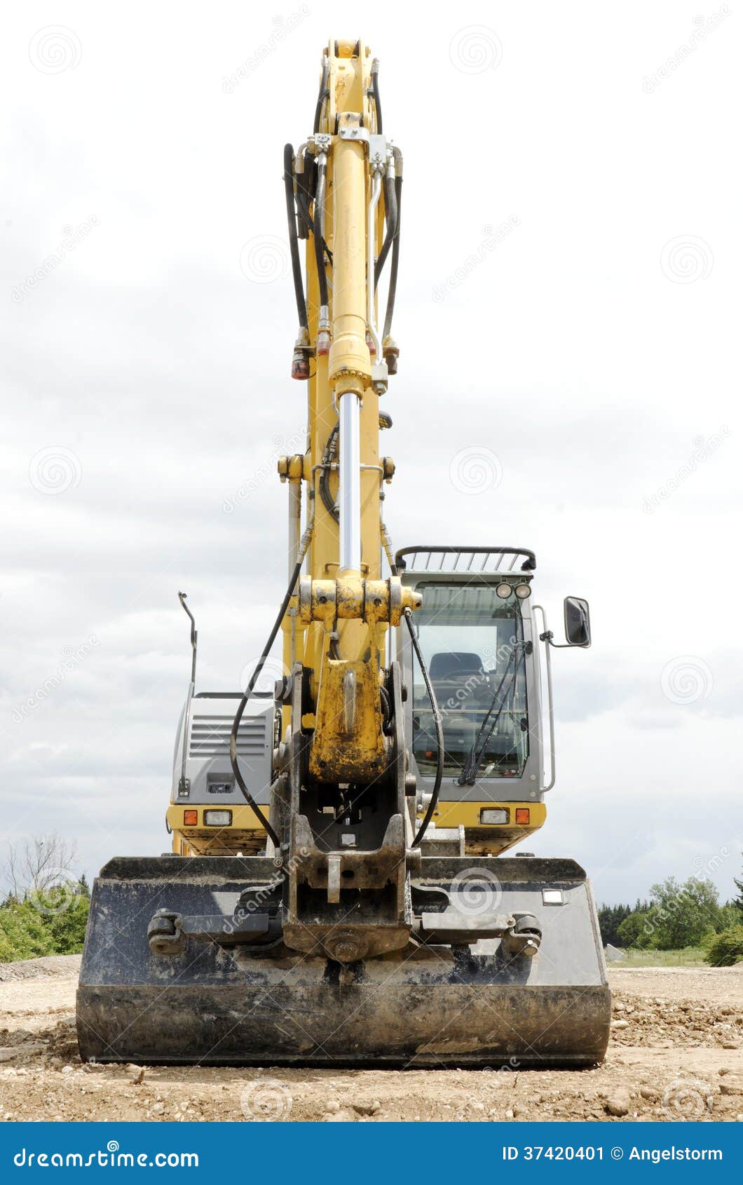 Excavator on Construction Site Stock Image - Image of tool, works: 37420401