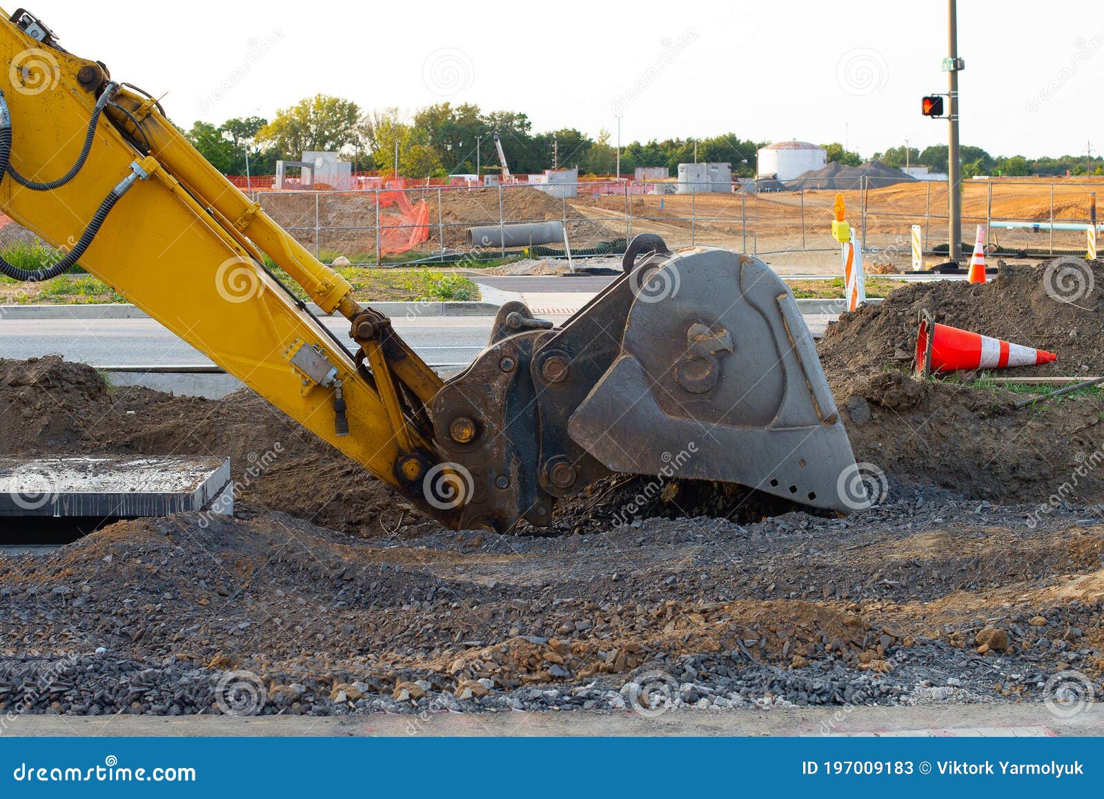 The Excavator Digs the Ground Editorial Stock Photo - Image of cast ...