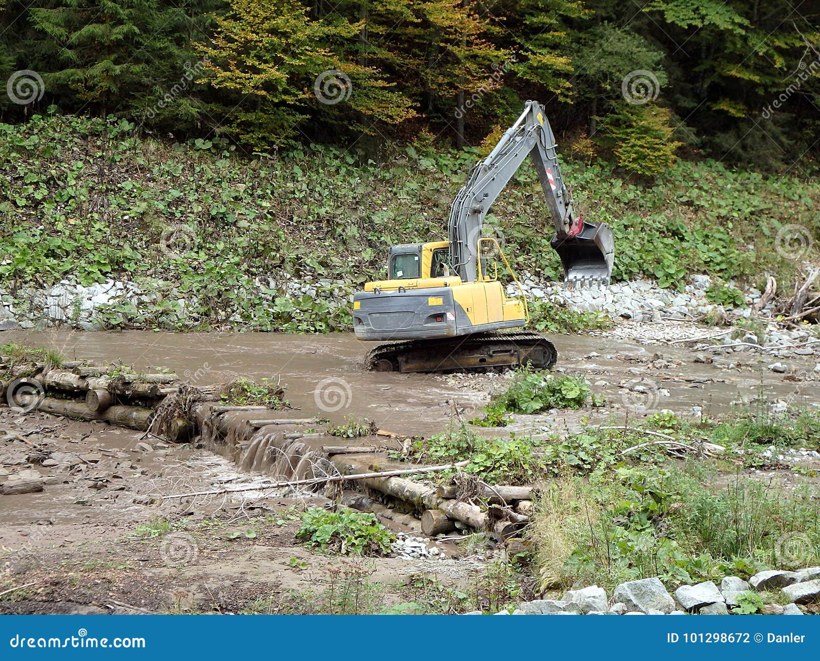Excavator dredge a river stock photo. Image of excavation - 101298672