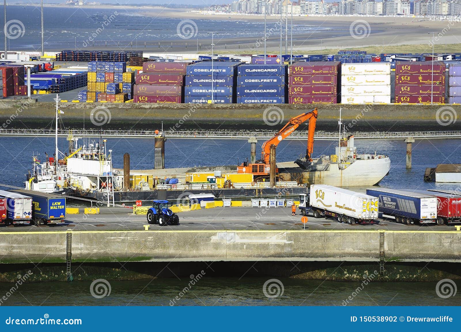 Excavator Dredging the Harbour of Zeebrugge Editorial Photography ...