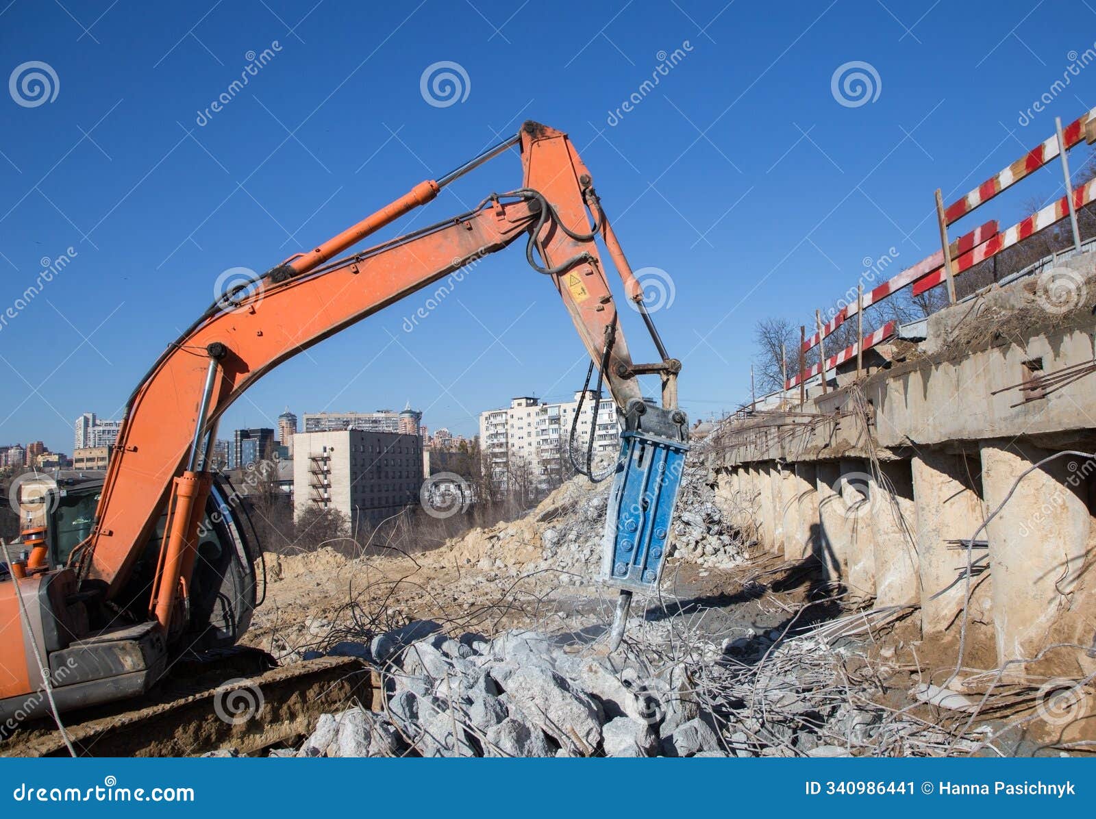 Dismantling Of Reinforced Concrete With An Excavator Using A Hydraulic ...