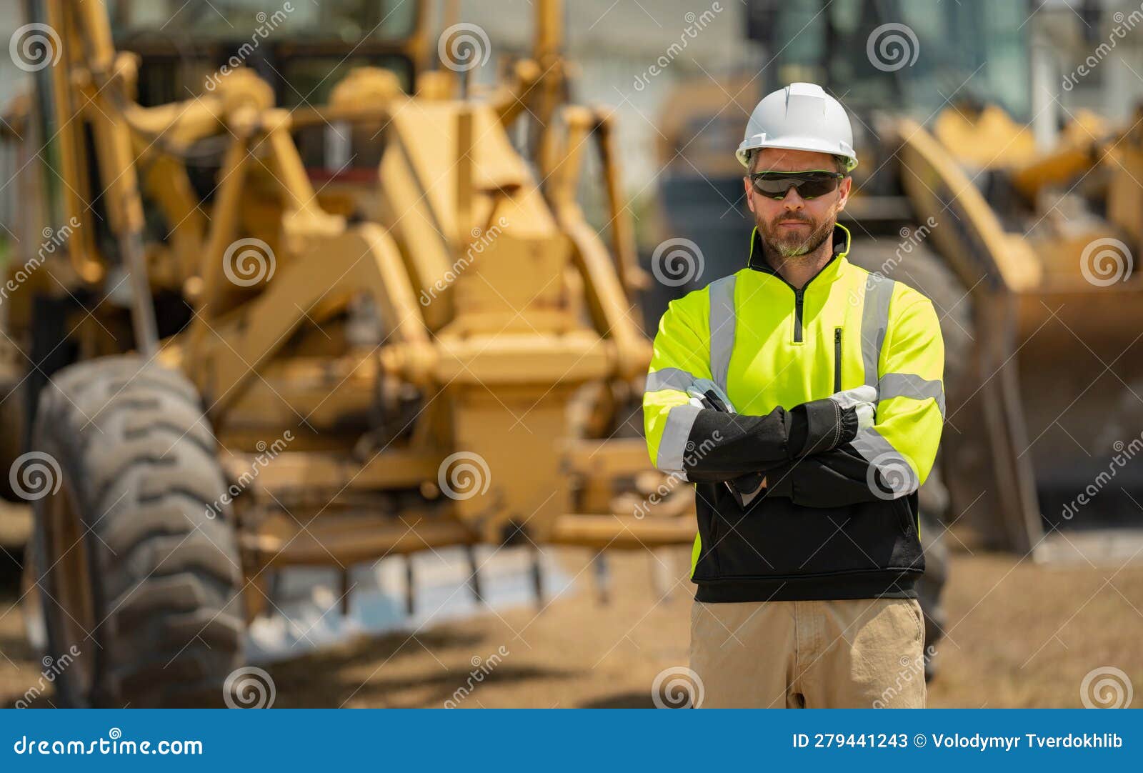 Excavator Loader Tractor and Buider Worker. Builder with Hardhat Helmet ...