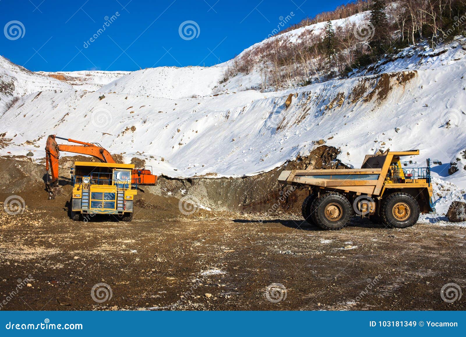 Excavator Loading Dump Truck Stock Image - Image of metal, dumper ...