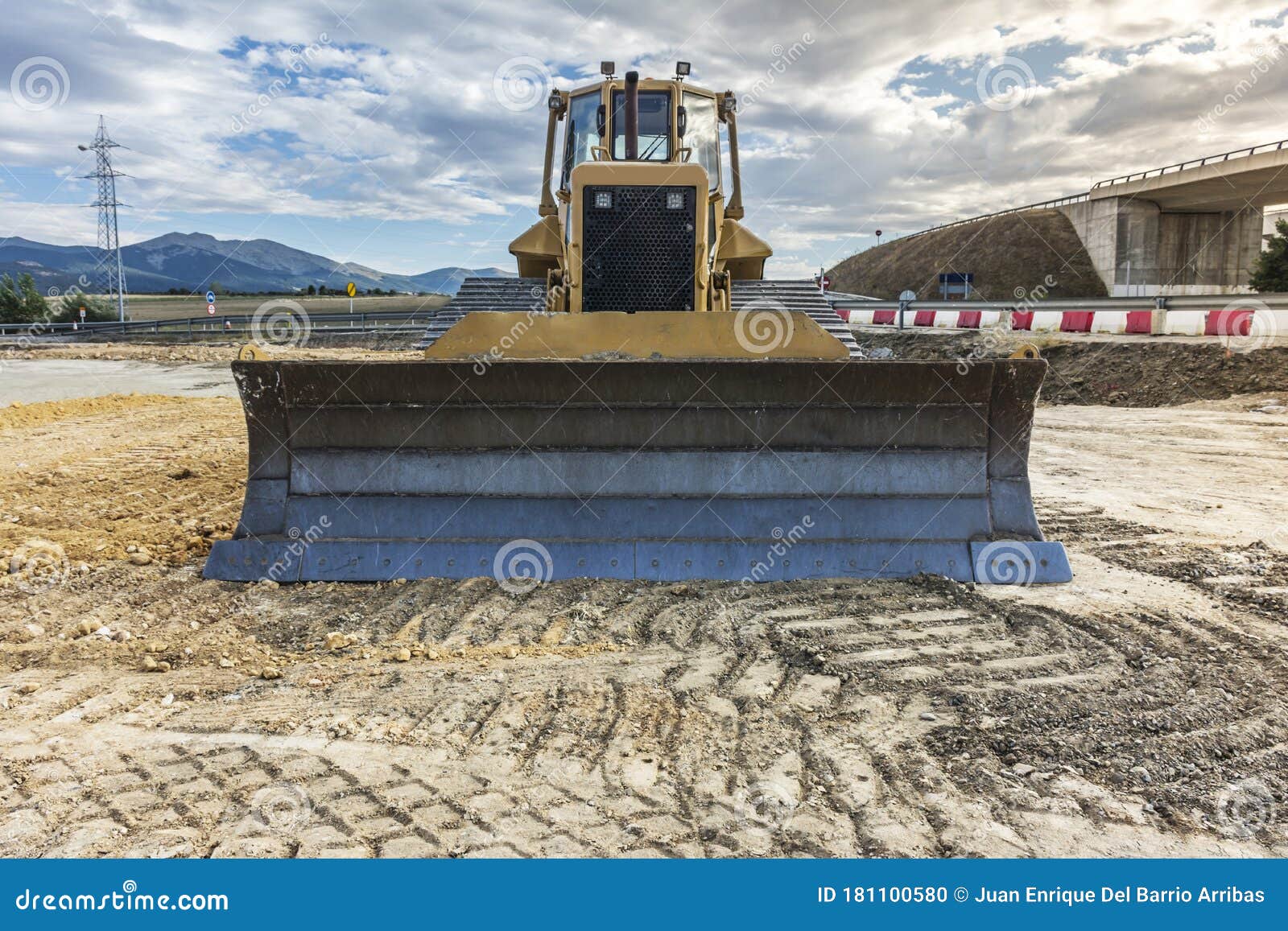 Excavator Machine on Road Construction Works, Leveling the Ground Stock ...