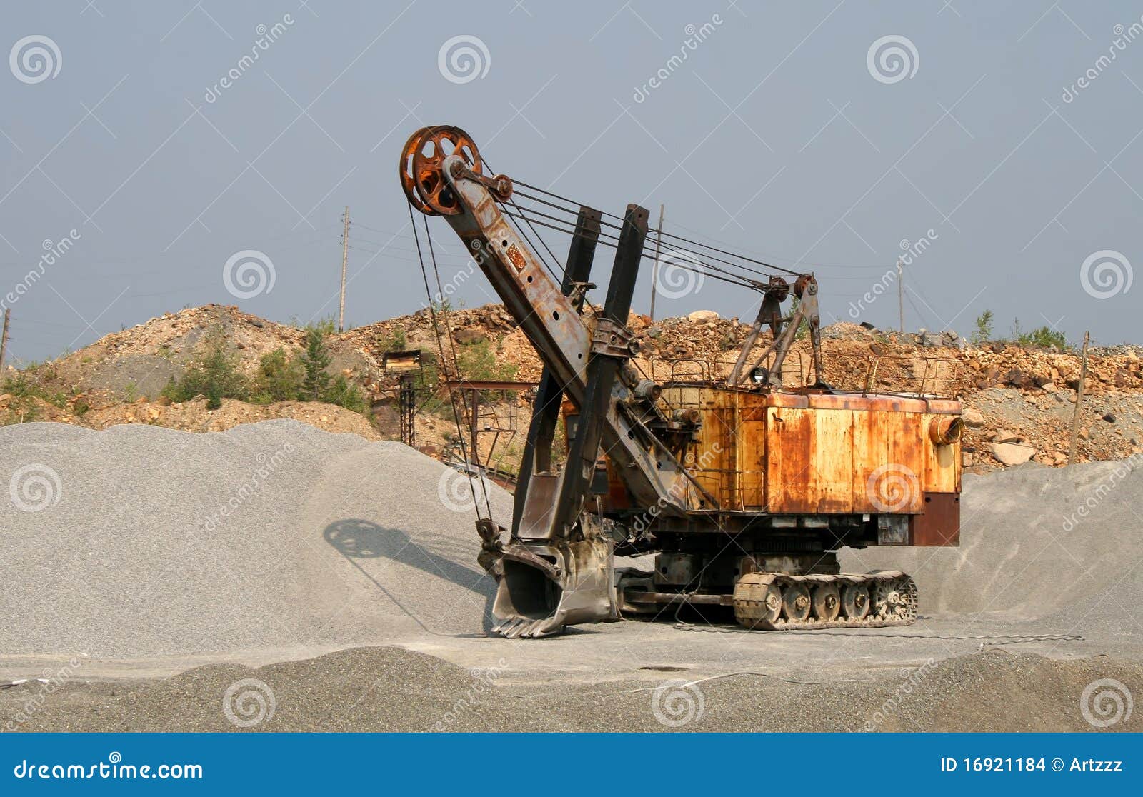 Excavator in an Opencast Mine Stock Photo - Image of industry, bakal ...