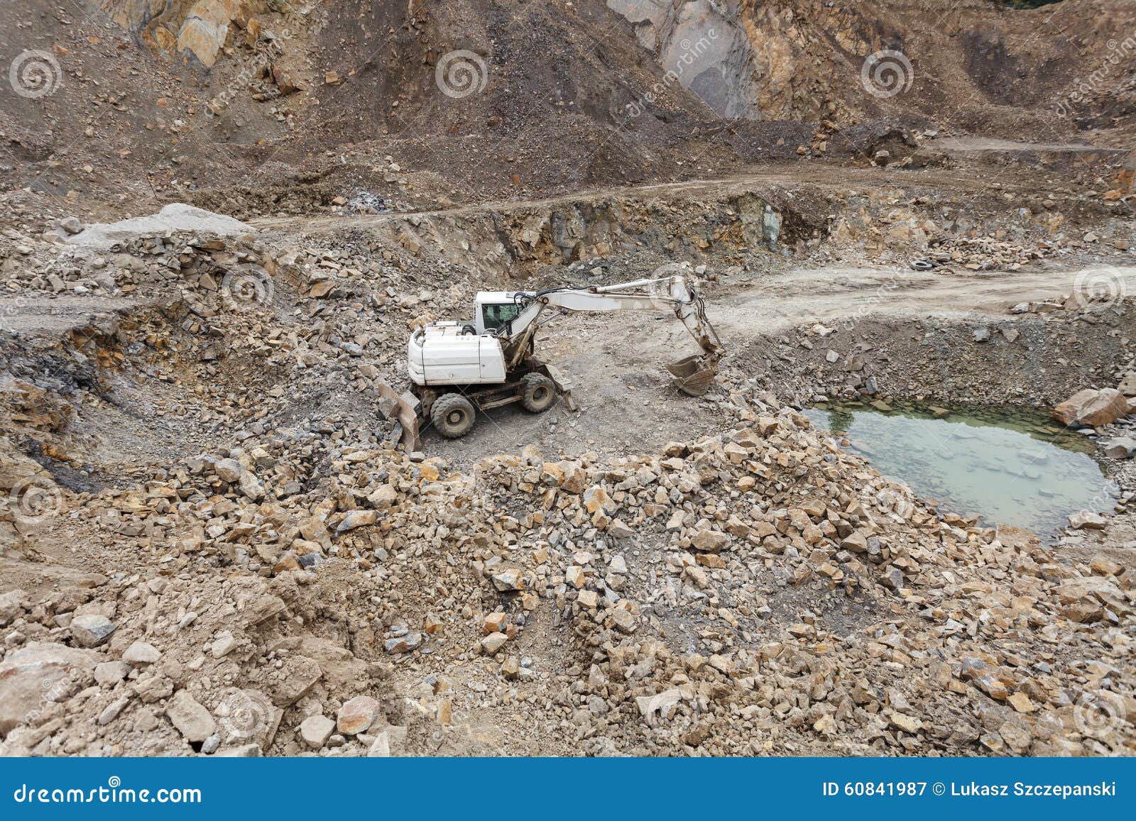 Excavator in a quarry stock image. Image of machine, outdoor - 60841987