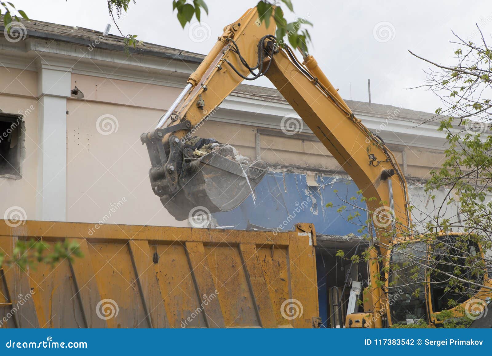 Loading of Construction Debris after Demolition of a Building Stock ...