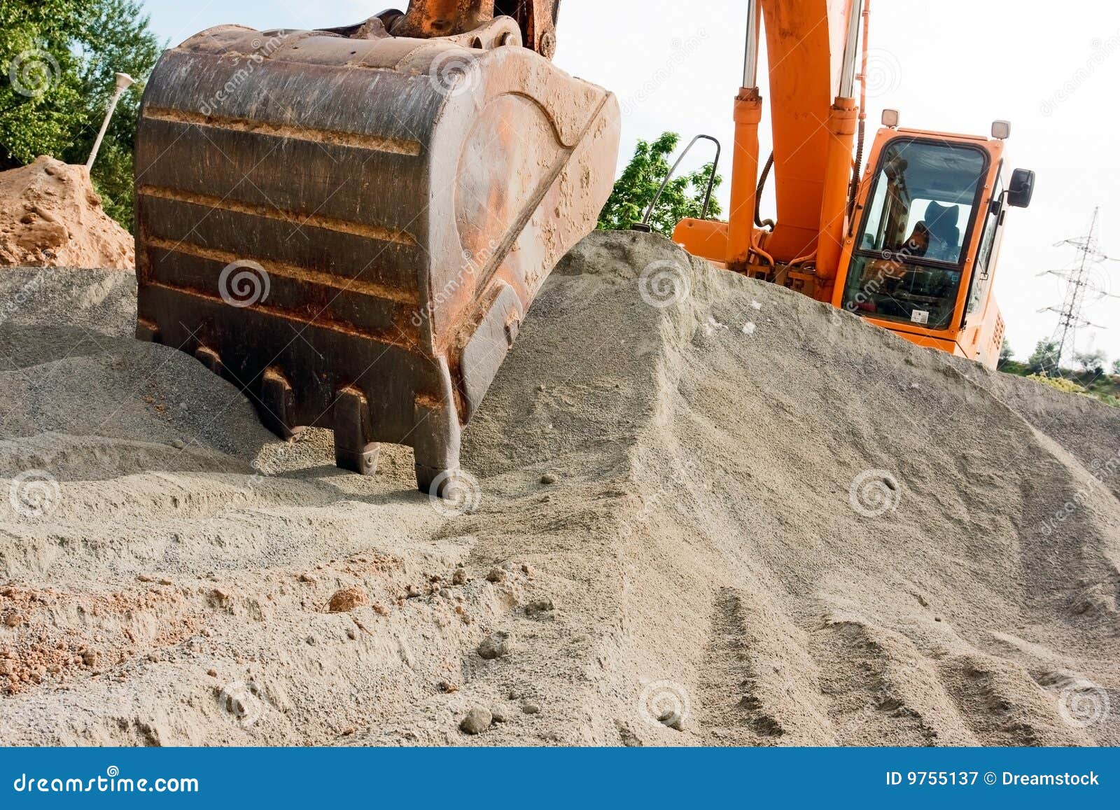 Excavator at work stock image. Image of dumper, machine - 9755137