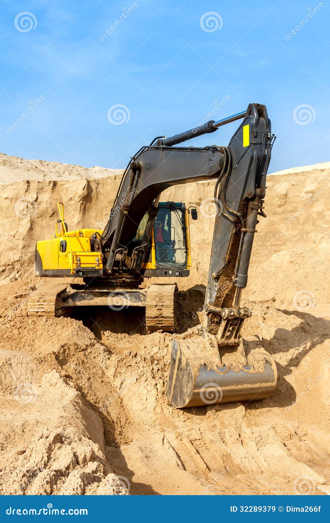 Excavator at Work stock image. Image of vehicle, earthmoving - 32289379