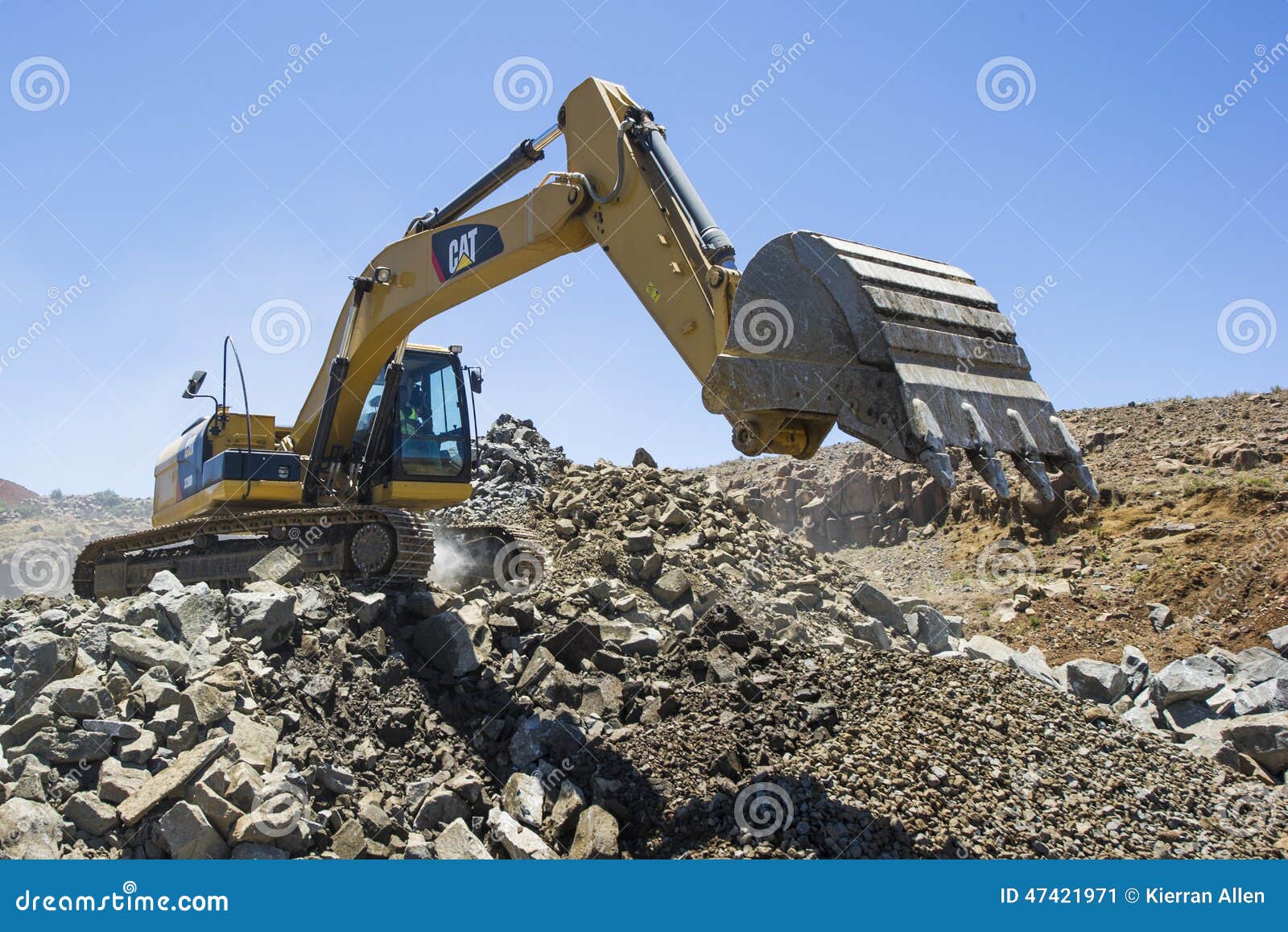 Excavator Working in a Mine. Editorial Photo - Image of grass ...