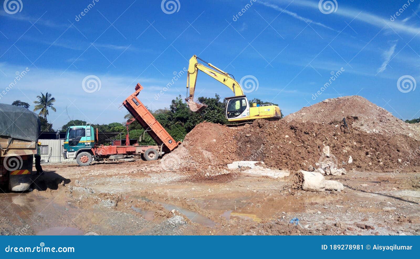 Excavators Machine is a Heavy Construction Machine Used To Excavate ... Excavators Machine is a Heavy Construction Machine Used To Excavate ...