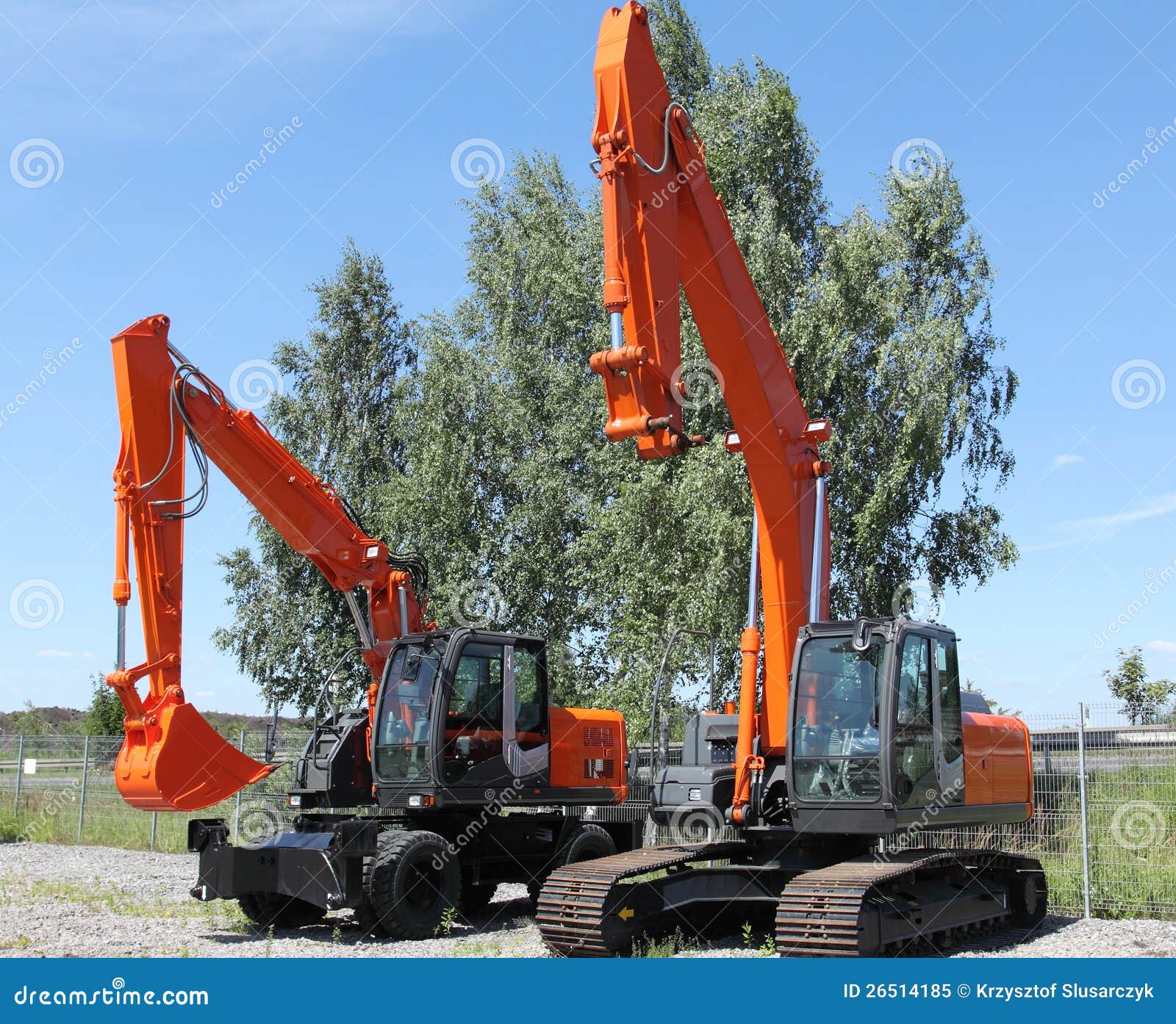 Excavatrice image stock. Image du matériel, lourd, ciel - 26514185