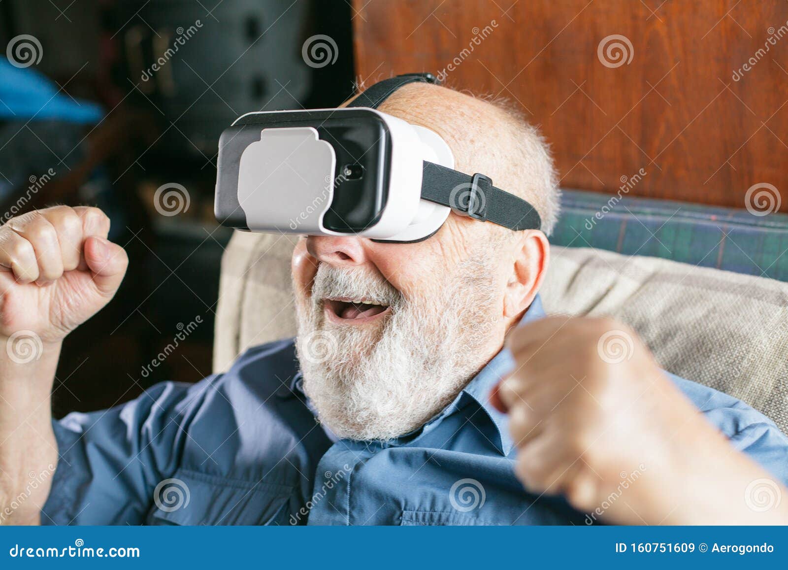 Happy Old Man Using Virtual Reality Goggles at Home Stock Image - Image ...